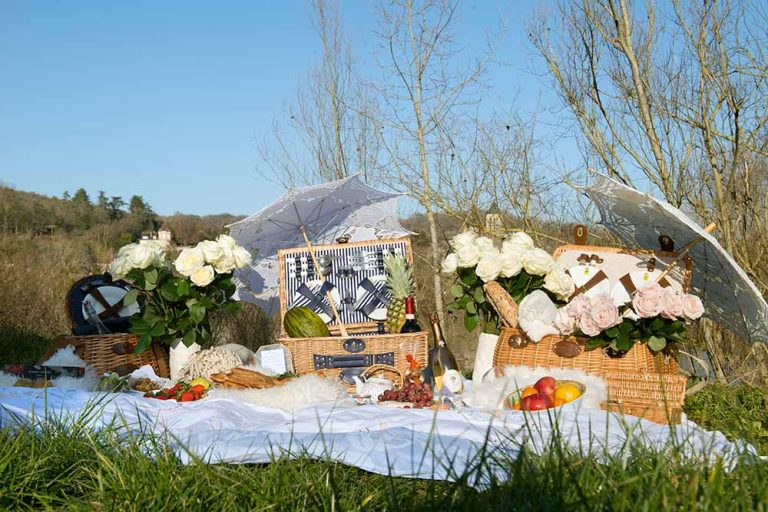 Stylish Paris Gourmet Picnic - Love Picnic Paris